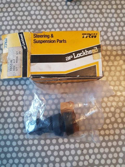 FORD CAPRI MK1CORTINA MK2 ZEPHYR 1969+ TRACK CONTROL ARM BUSH LOCKHEED ...