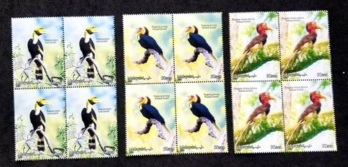 2024 MALAYSIA 2024 Iconic Birds Hornbill Complete 3V in Block of 4 mnh ...
