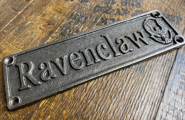 HARRY POTTER. HOGWARTS RAVENCLAW HEAVY CAST METAL door Sign. £12.99 ...