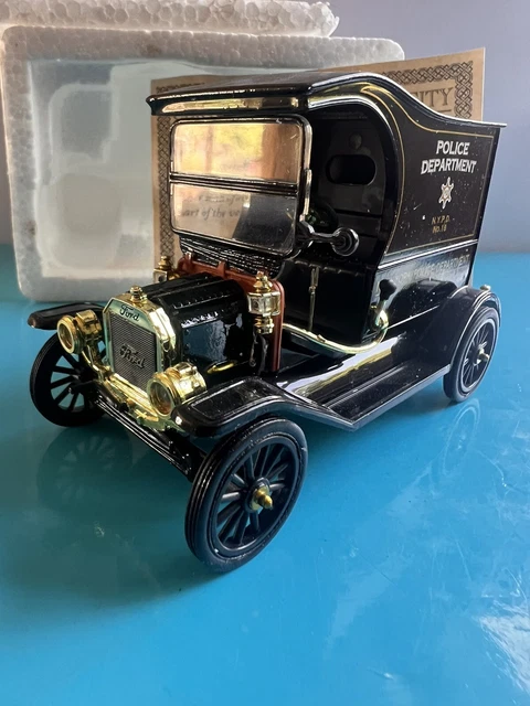 NATIONAL MOTOR MUSEUM MINT SS-T5370 1913 FORD MODEL T NYPD POLICE PADDY ...