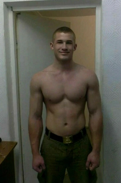 SHIRTLESS MALE MUSCULAR Military Hunk Muscle Man Beefcake PHOTO 4X6 ...