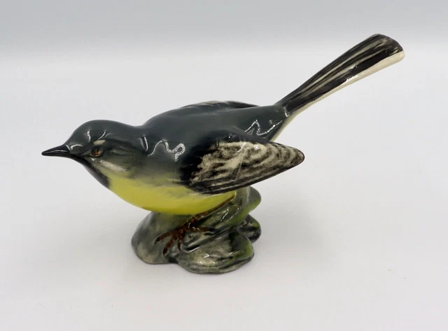 VINTAGE BESWICK BIRD Grey Wagtail Figurine 1041 Collectible FREE ...