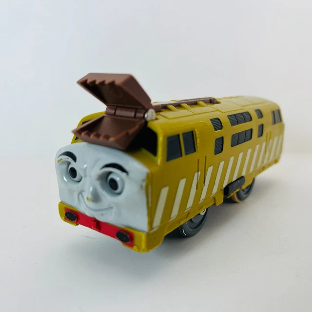 THOMAS & FRIENDS TrackMaster Diesel 10 Motorized Train Engine £17.60 ...