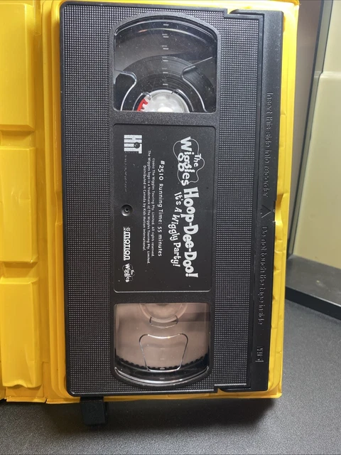 VHS THE WIGGLES: Hoop-Dee-Doo! Its A Wiggly Party (VHS, 2001, HiT ...