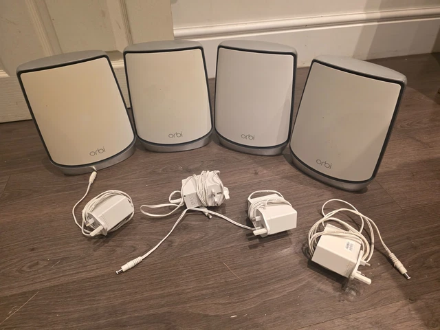 NETGEAR ORBI RBR850 Tri-Band WiFi 6 AX6000 Router With 3 RBS850 ...