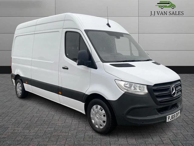 2019 MERCEDES-BENZ SPRINTER 3.5t H1 Van PANEL VAN DIESEL Manual £16,494 ...