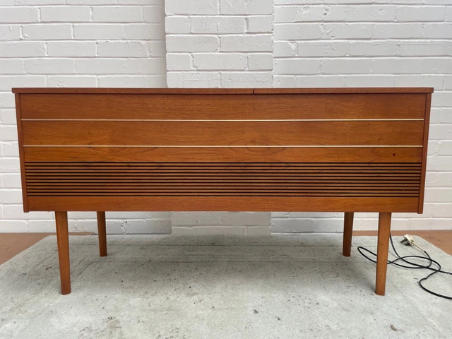 VINTAGE BUSH RADIOGRAM Model SRG 147 £195.00 - PicClick UK