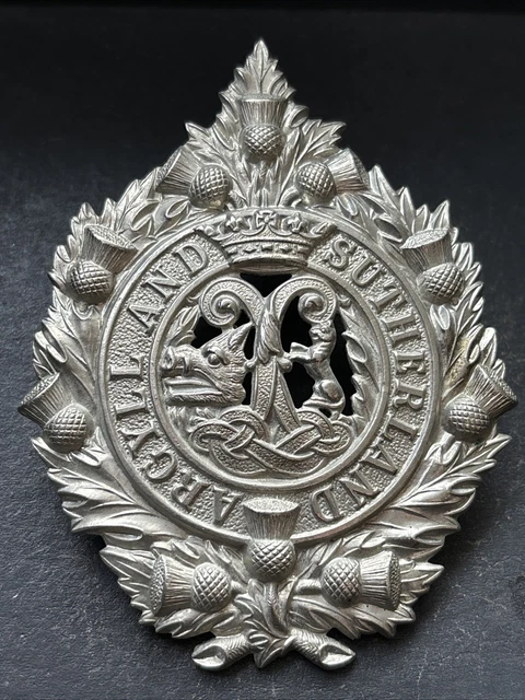 ARGYLL AND SUTHERLAND Highlanders Original British Army Cap badge £28. ...