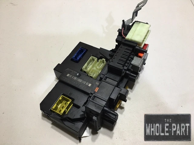 2008-2015 MERCEDES-BENZ W204 C-Class Hella Rear Sam Unit Fuse Box 204 ...