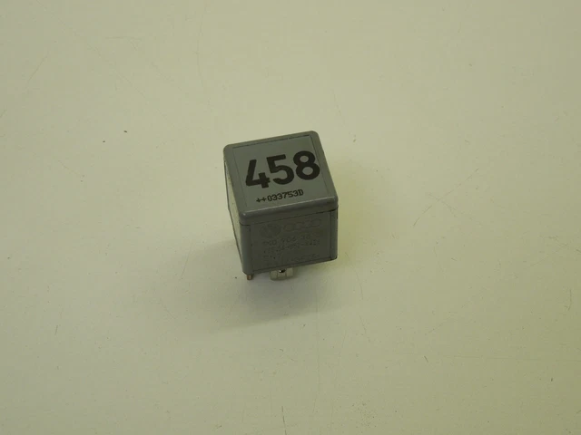 VW SCIROCCO 137 1K8 relais du calculateur de commande moteur numéro 458 ...