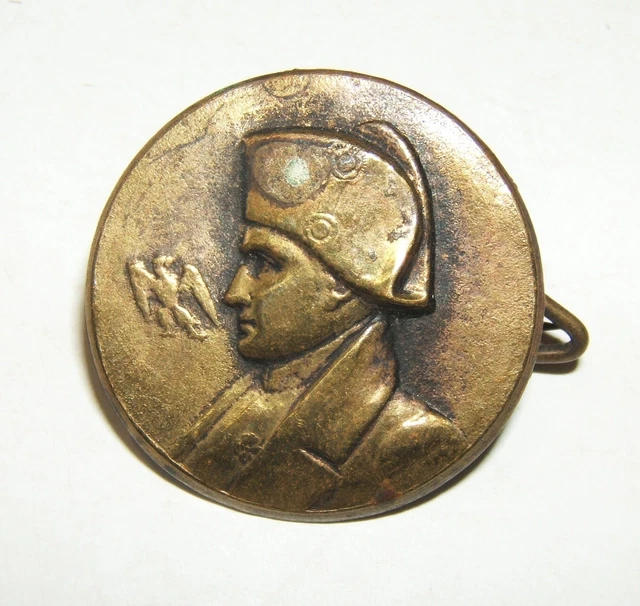INSIGNE EPINGLETTE A L'effigie De L'empereur Napoleon - Bonaparte EUR 6 ...