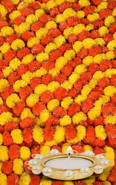 MARIGOLD FLOWER HANGING Marigold Mala Garlands With Diya For Decoration ...