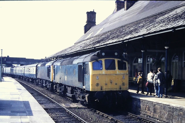 ORIGI ~35MM COL/SLIDE~2 x Class's 25 25254/25282 Welshpool 11/8/1984 ...