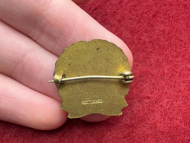 WW2 ORIGINAL RED TRIANGLE DAY (YMCA) SOUTH AUSTRALIA Enamel Badge $29. ...