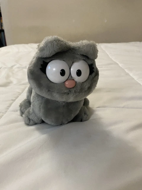 1983 DAKIN NERMAL Sitting Grey Cat 7" Stuffed Plush Doll Animal ...