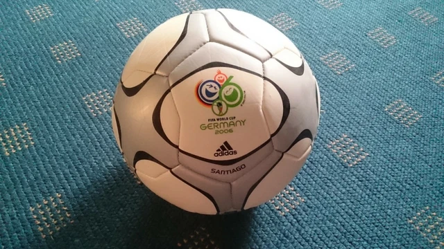 FUSSBALL WM 2006 Ball von Adidas - Fifa World Cup - Santiago unbespielt ...