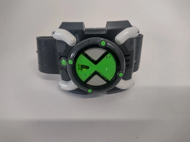 BEN 10 ULTIMATE Omnitrix Deluxe Watch FX Lights & Sounds Toy BANDAI ...