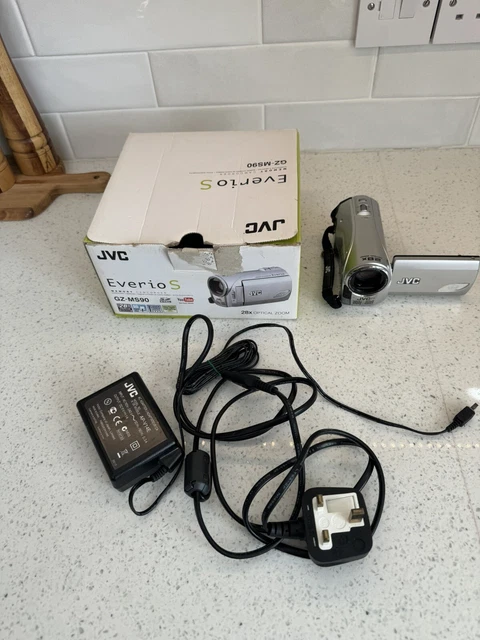 JVC EVERIO CAMCORDER GZ-MS90EK (Night Vision Camcorder) One Touch ...