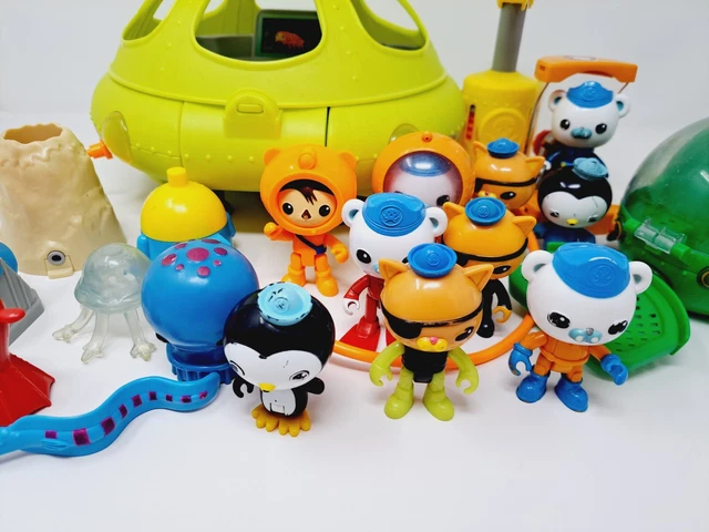 FISHER-PRICE OCTONAUTS OCTOLAB Playset, Gup E, Steering Deck, Figures ...