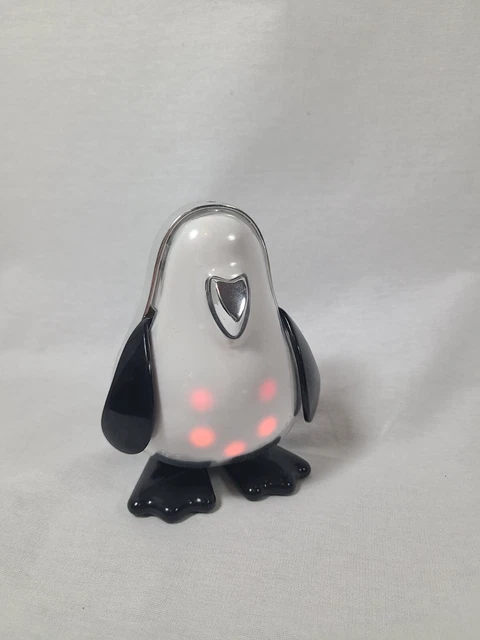 HASBRO 2006 ICY I-CY Penguin Interactive Dancing Light Up Speaker ...