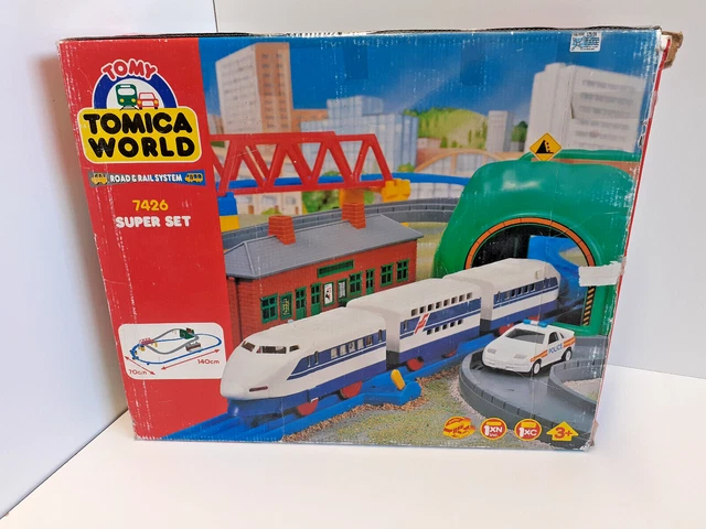 TOMICA WORLD JOUET ANCIEN Train japonais 7426 TOMY ROAD & ROAD Gare ...