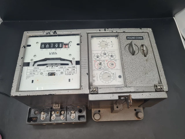 VINTAGE SANGAMO ELECTRIC A.C. Prepayment Meter KWH Pound Coins - No ...