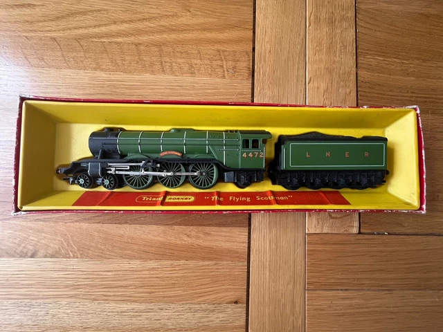 TRIANG HORNBY R855 LNER "Flying Scotsman” 4-6-2 Class A3 Loco 4472 & Tender £30.00 - PicClick UK