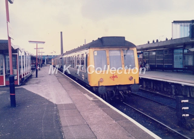 RAIL PHOTO DMU 51937 51561 51925 52043 @ St Helens Shaw St 6/4/86 11:20 ...