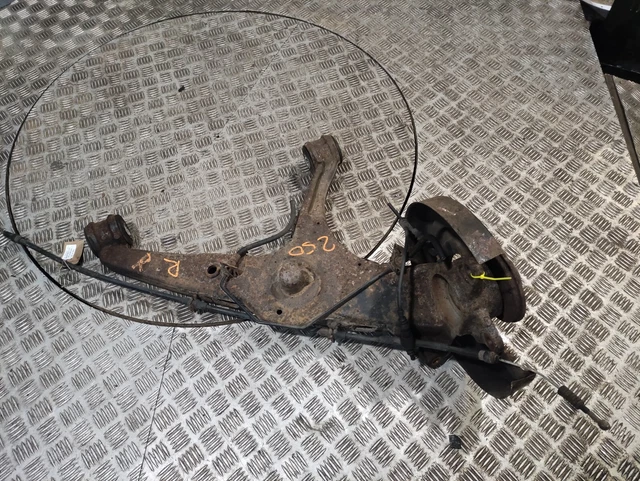 VW TRANSPORTER T5 Rear Axle Suspension Arm Hub Right 7E0501072 ref 250 ...
