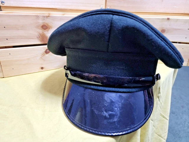 ROYAL ULSTER CONSTABULARY police ruc Cap excellent condition & rain ...