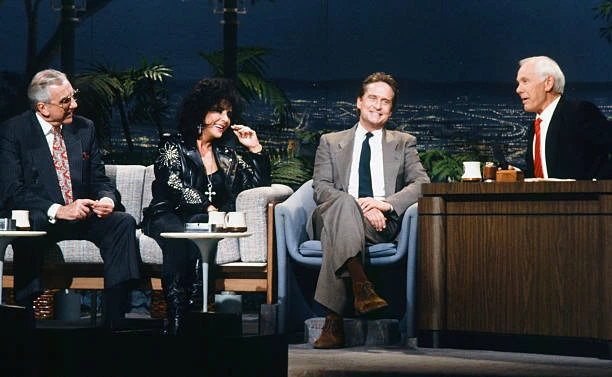 ACTRESS ELIZABETH TAYLOR, actor Michael Douglas, host Johnny C - 1992 ...