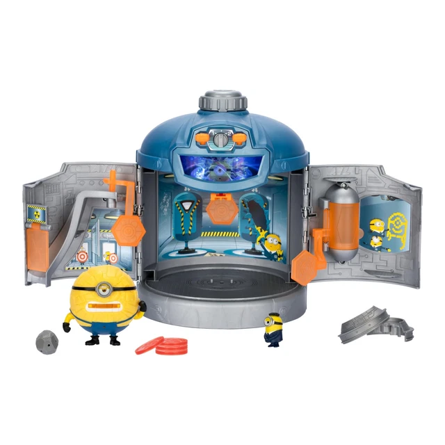 DESPICABLE ME 4 Mega Minions Transformation Chamber Transform ...