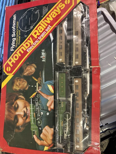 HORNBY FLYING SCOTSMAN 00 gauge train set £80.00 - PicClick UK