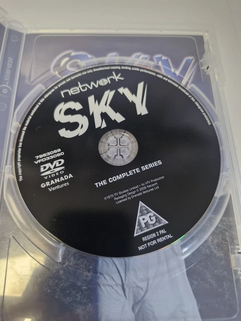 SKY COMPLETE SERIES DVD HTV 1975 by Dr. Who writers BOB BAKER & DAVE ...