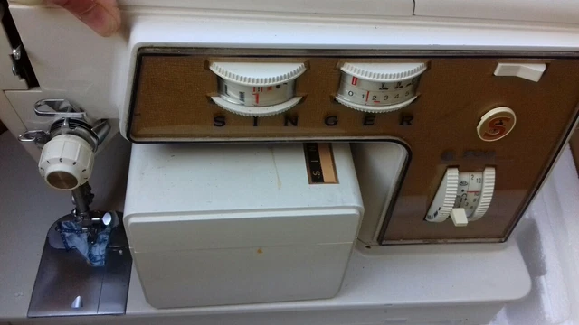 MACHINE À COUDRE singer 700 EUR 30,00 - PicClick FR