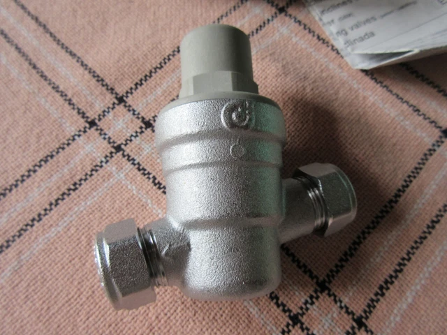 CALEFFI 15MM COMPRESSION Pressure Reducing Valve 533641 NEW and boxed £ ...
