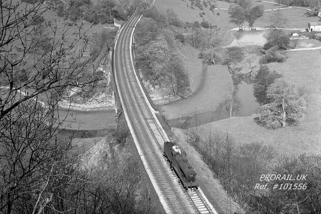 PHOTO BR(M) EX-LMS class 4F 0-6-0 No. 44345 crosses Monsaldale Viaduct ...