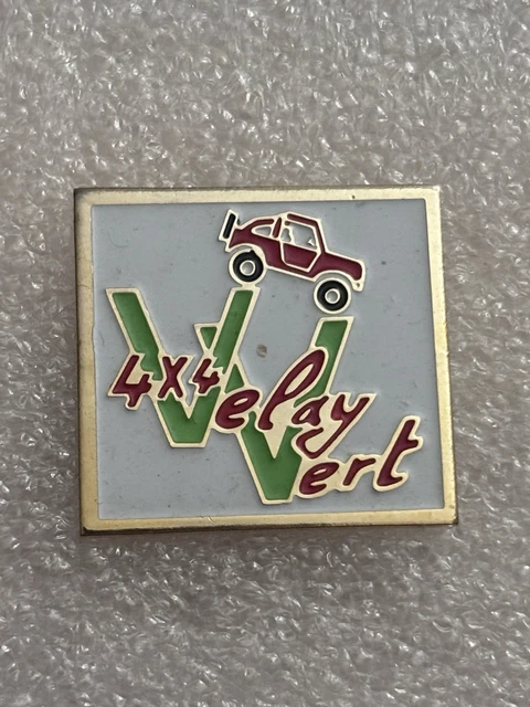 PIN’S 4X4 VELAY Vert Course Race Signé Piron Logo Motiv EUR 14,99 ...