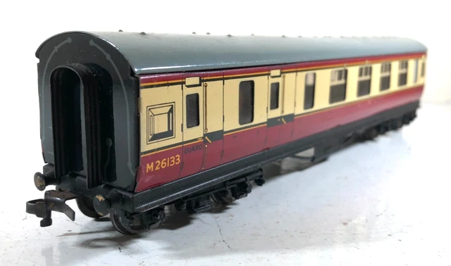 HORNBY DUBLO COACH M26133 BR Brake Second Tinplate Crimson & Cream ...