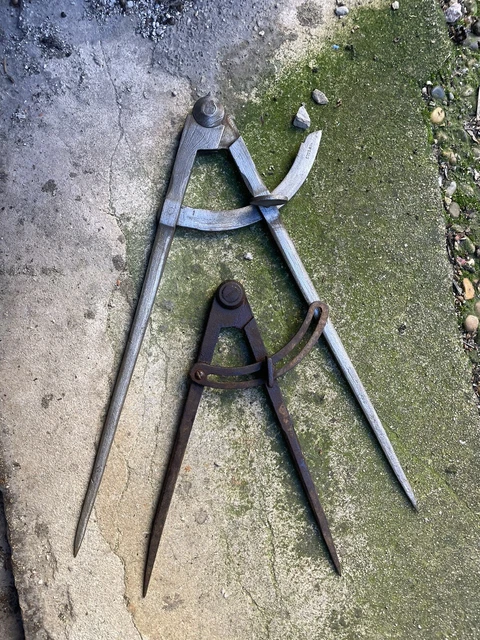 LOT DE 2 Compas De Tailleur De Pierre Charpentier Menuiser EUR 53,00 ...