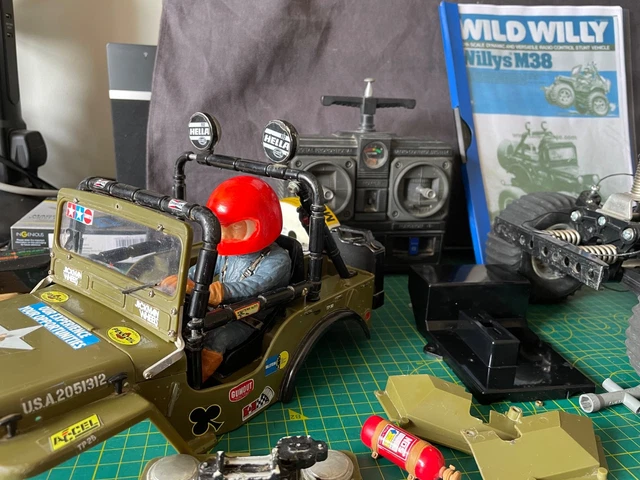 TAMIYA 1980'S WILD Willy M38 Project. Complete with R/C controller. £ ...