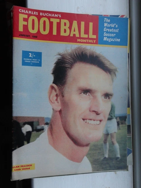FOOTBALL MAGAZINE CHARLES Buchan's monthly 1966 manchester city colour ...