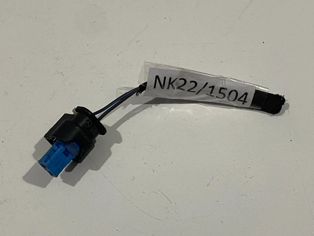 GENUINE MERCEDES-BENZ WIRING Loom Harness Plug Connector A0335458726 2 ...