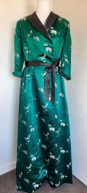 VINTAGE 1940S 1950S Emerald Green Floral Silk Robe / Hostess Gown $330. ...