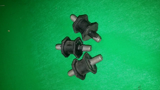 LAND ROVER DEFENDER RADIATOR FAN COWL RUBBER MOUNTINGS - ETC4993 x 3 ...