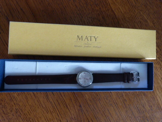 MONTRE FEMME MATY, neuve, pile neuve, fonctionne parfaitement EUR 30,00 ...