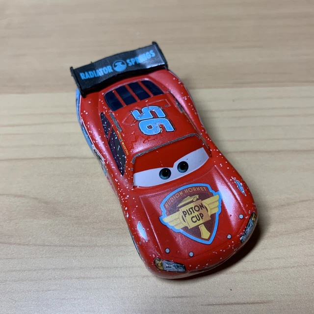DISNEY/PIXAR CARS ICE Racers 1:55 Scale Diecast Vehicle Lightning ...
