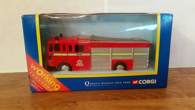 CORGI VOLVO FIRE Engine City Brigade Diecast Fire Engine 1/50 Scale ...