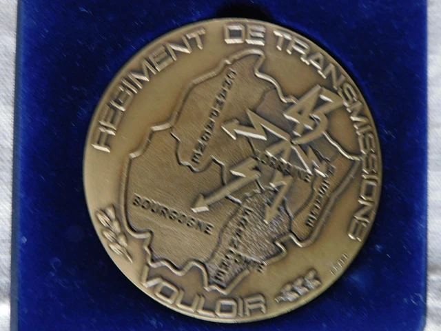 MEDAILLE DE TABLE Cnp 43° Regiment Transmissions En Bronze Numerotee ...