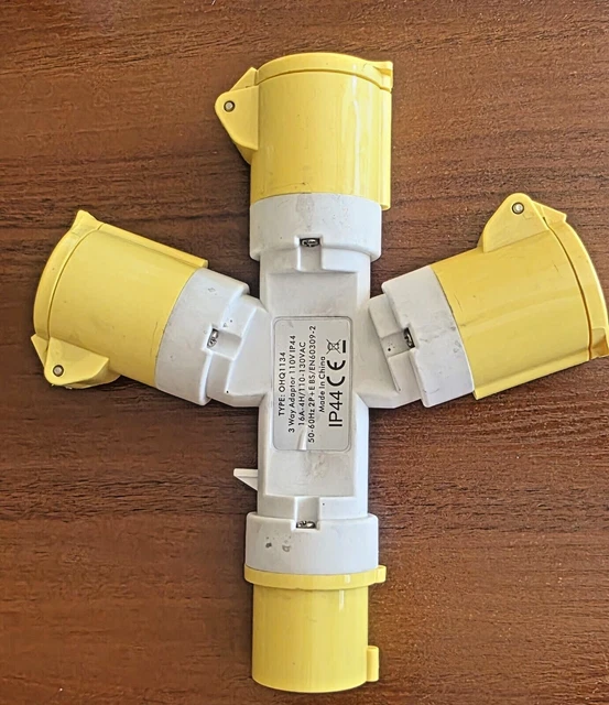 110V 16A 3 Way Y Splitter Socket Adaptor IP44 Extension Lead 110 Volt ...